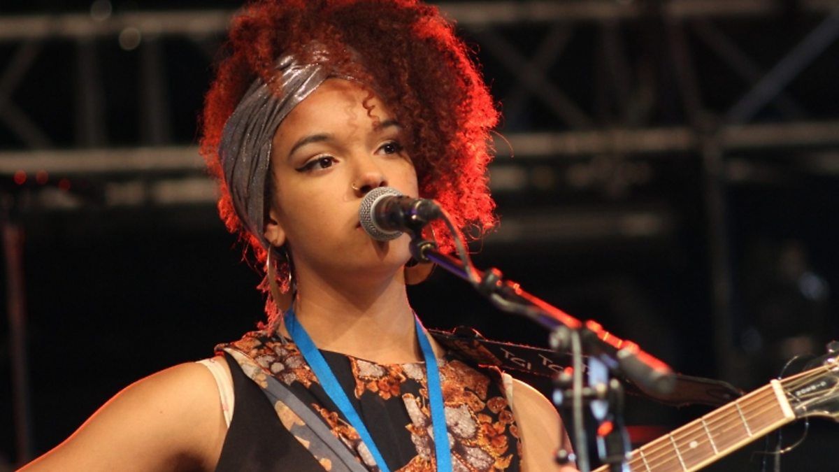 BBC Radio Cymru - Georgia Ruth, Kizzy Crawford