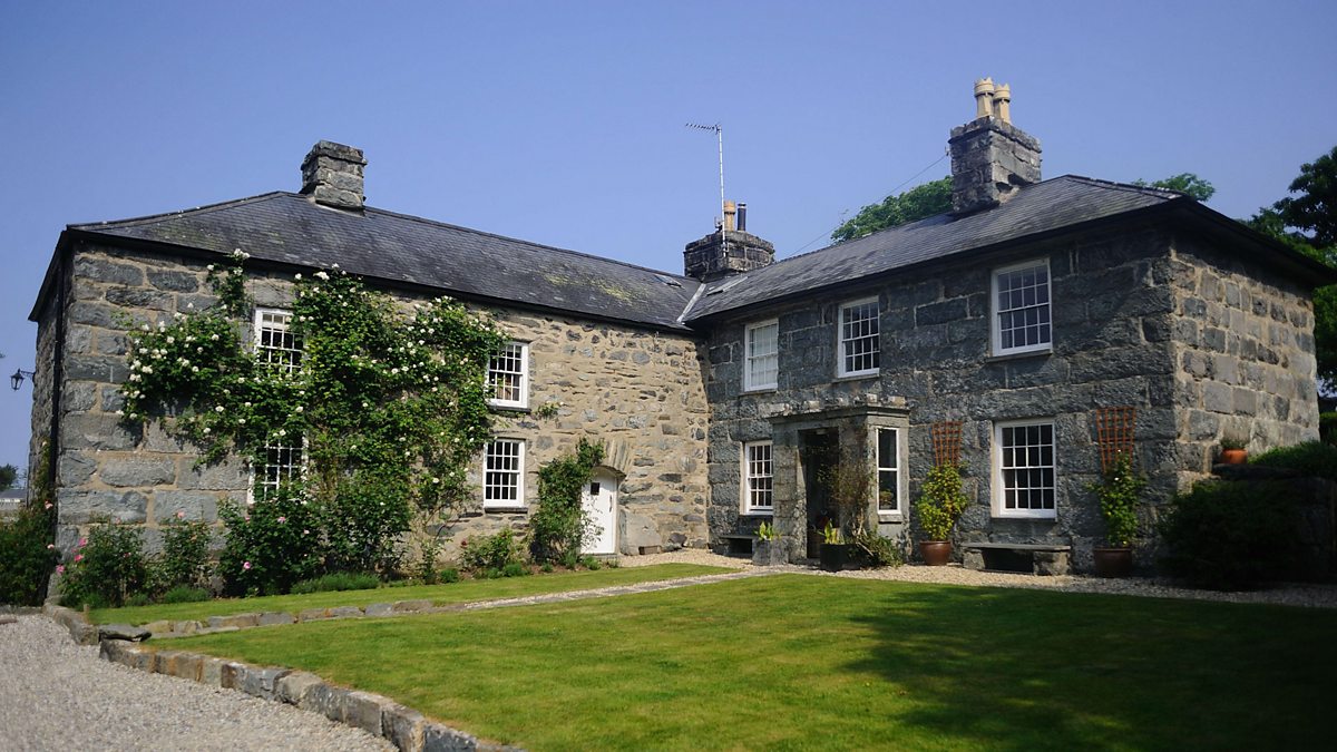 S4C - Cartrefi Cefn Gwlad Cymru, Cyfres 2010, Tai Eryri