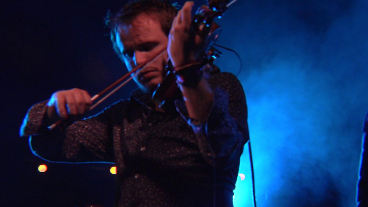 BBC Wales - Horizons, NoGood Boyo - 'Allt Y Caethiwed' Live at Festival ...