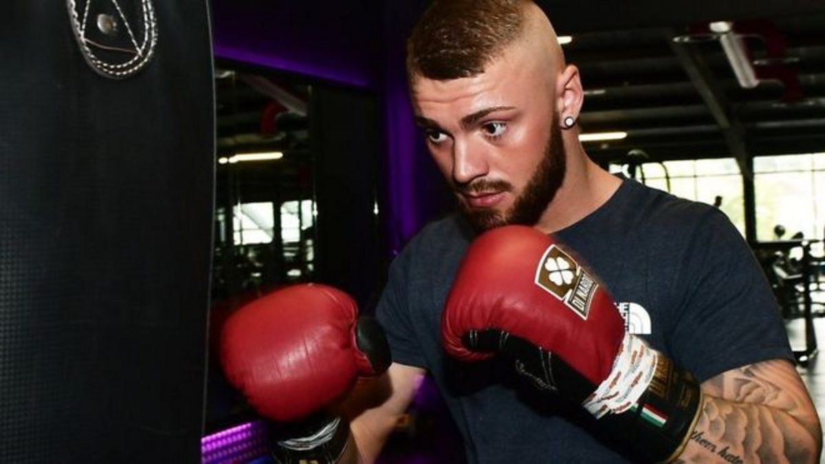 BBC Radio Ulster - Good Morning Ulster, 25/09/2018, Boxer Lewis Crocker ...