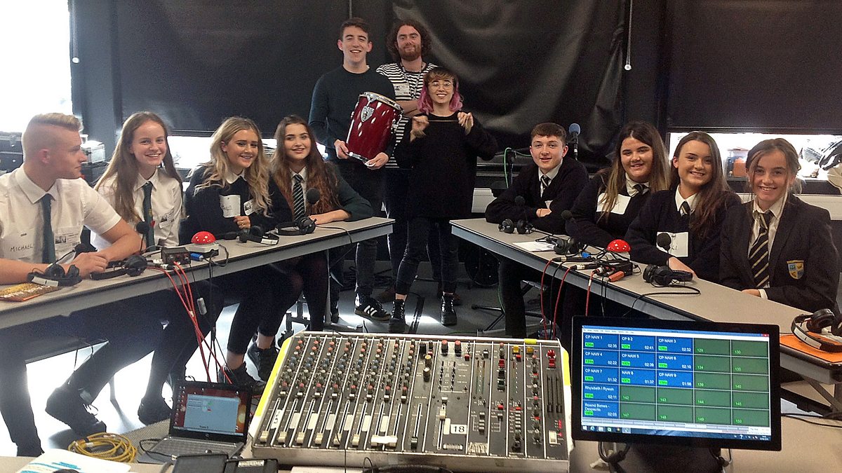 BBC Radio Cymru - Cwis Pop, 2018, Glan Clwyd v Maes Garmon