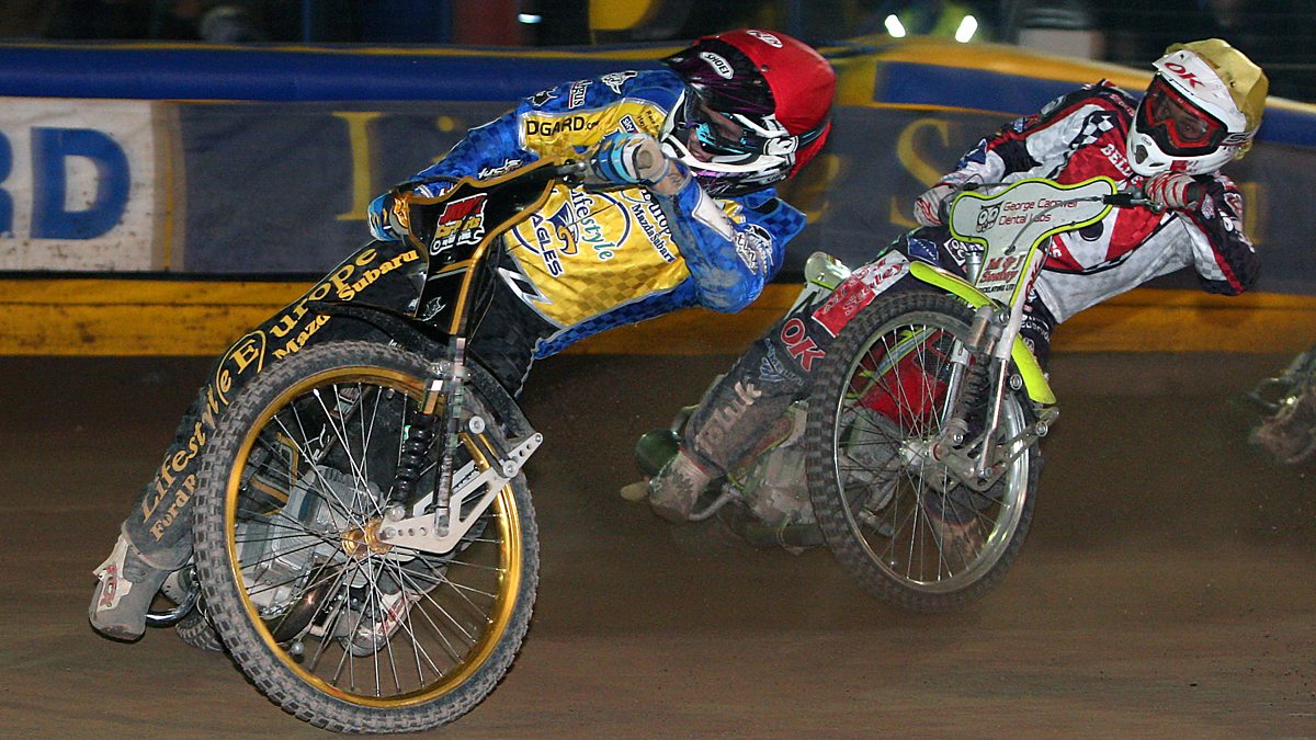 BBC Radio Surrey - Sport In Focus with Tim Durrans, 02/10/2018, FEATURE ...