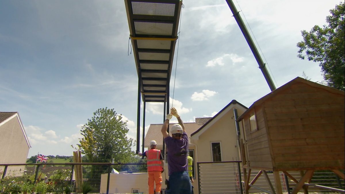 BBC One - DIY SOS, Series 29, The Big Build - Avening, A bridge too far?