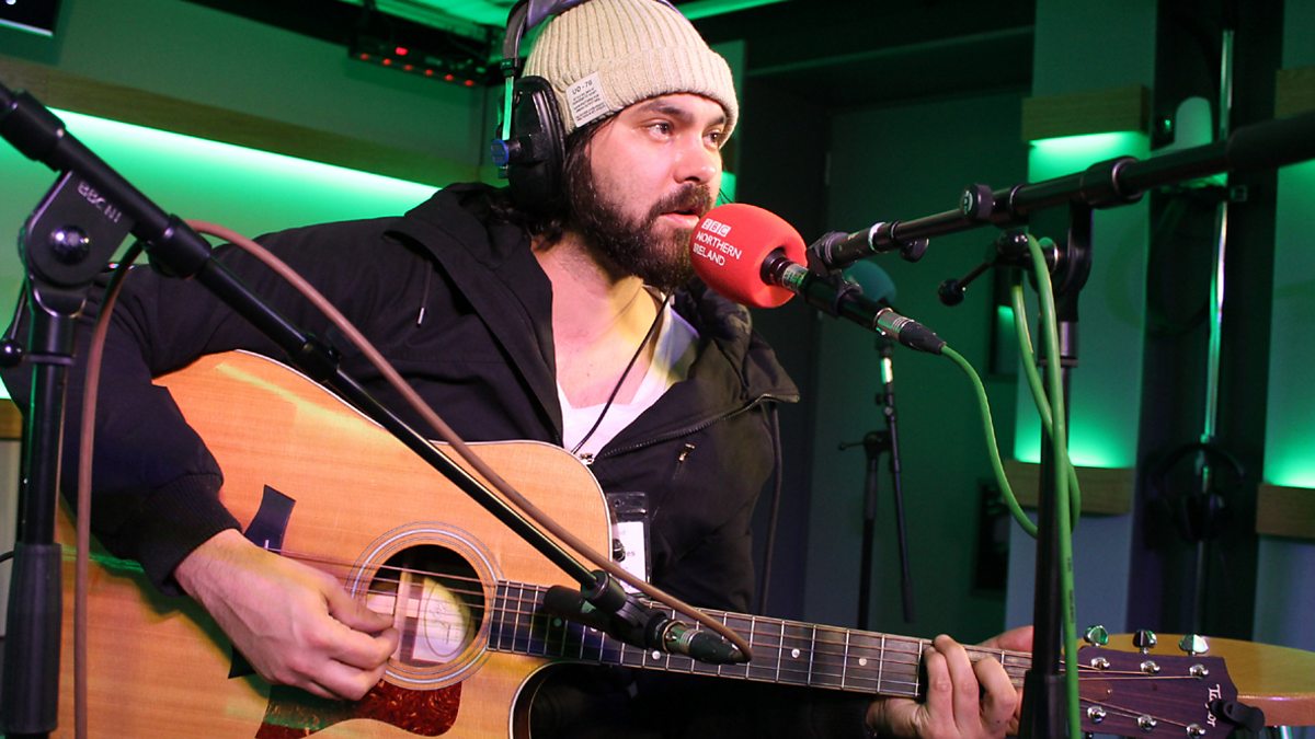 BBC Radio Ulster - Gerry Kelly, 17/11/2018, Shakey Graves in Session
