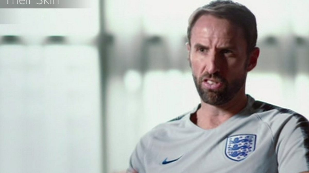 BBC Two - Politics Live, 30/11/2018, Debating Southgate on Brexit ...