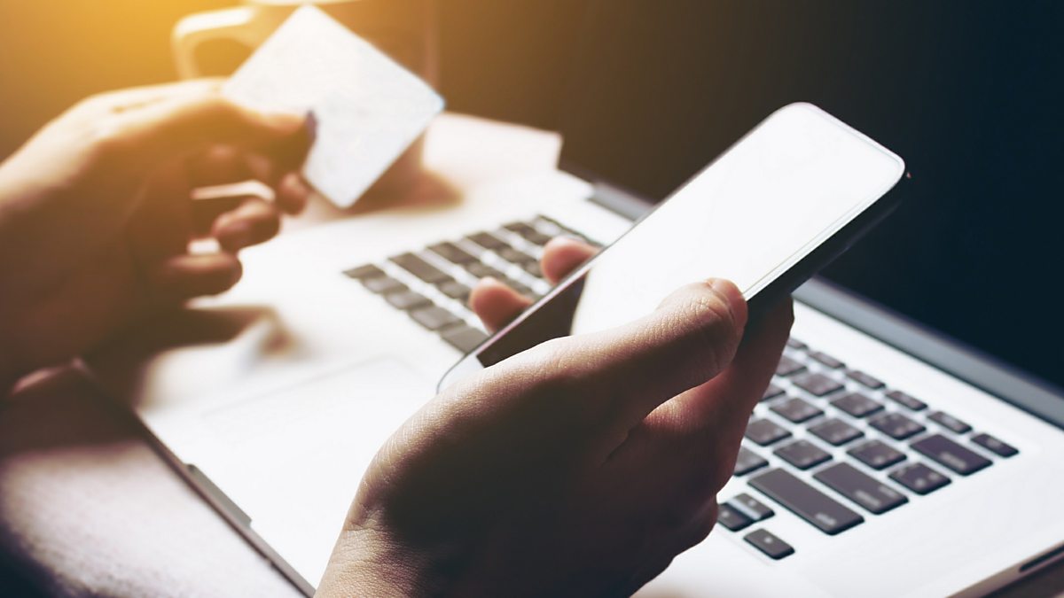 BBC Radio Cymru - Dan yr Wyneb gyda Dylan Iorwerth, Dyfodol Bancio ...