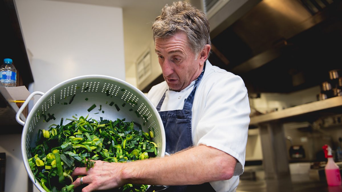 S4C - Jonathan, Rhaglen Tue, 25 Dec 2018 21:00