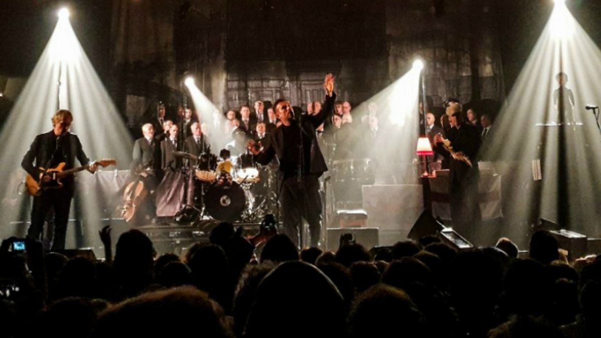 BBC Radio Cymru - Rhys Mwyn, Hanner Pei, Corau a chaneuon pop