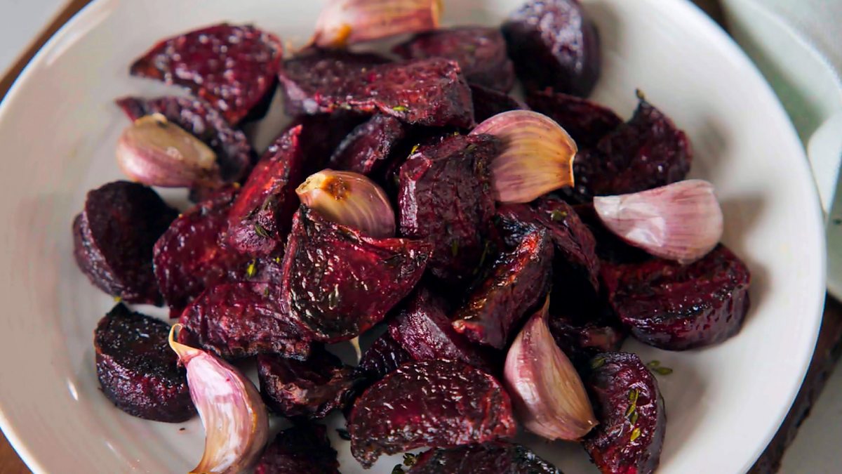 BBC - BBC Food, How to cook beetroot