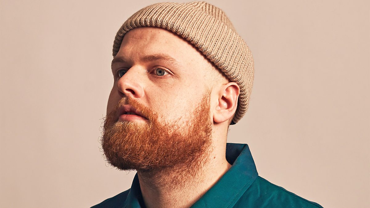 BBC Scotland - BBC Scotland - How lockdown helped Tom Walker 'write ...