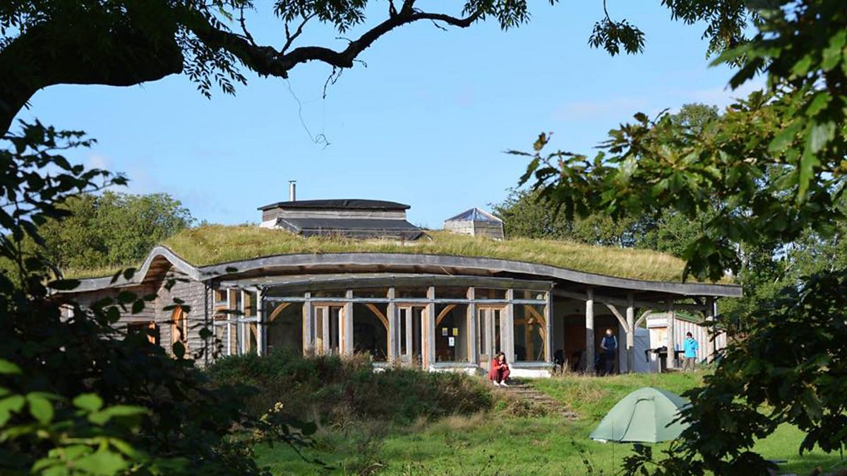 BBC Radio 5 Live - 5 Live Breakfast - The Welsh community living 'off ...