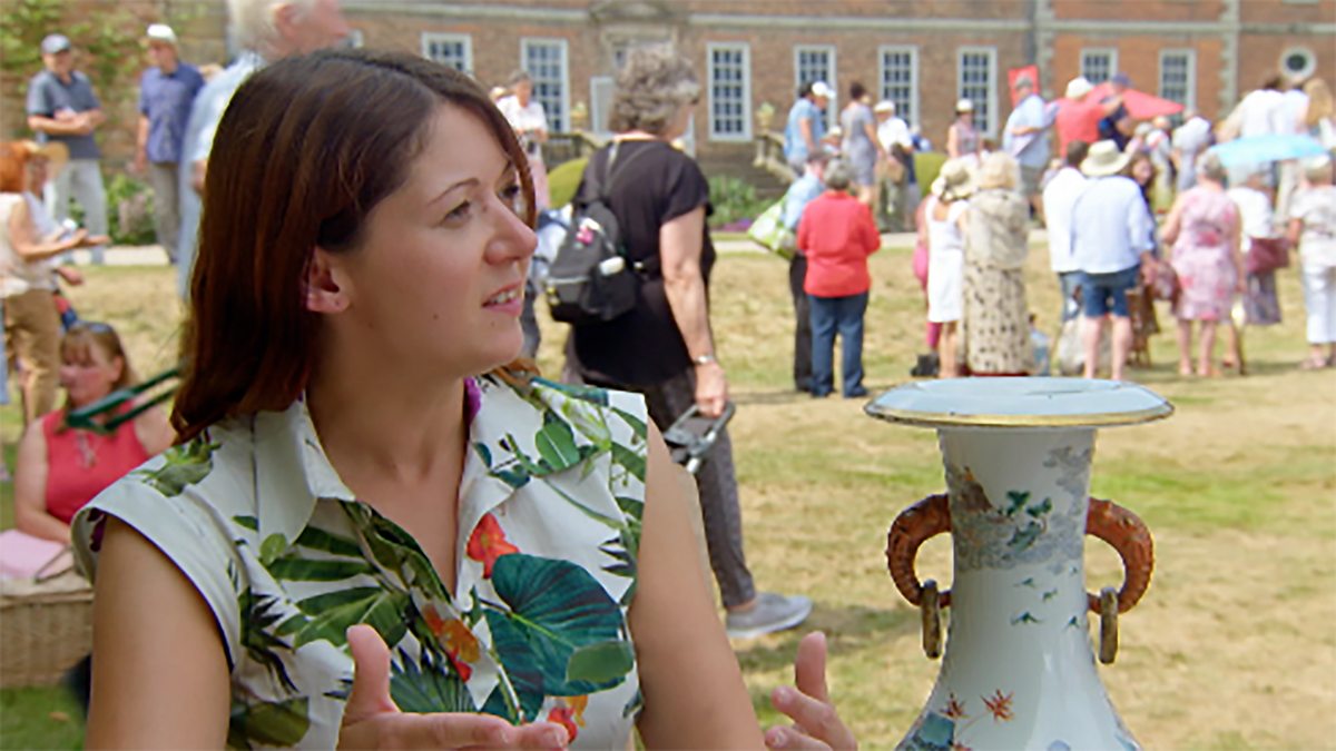 BBC One - Antiques Roadshow - Alexandra Aguilar