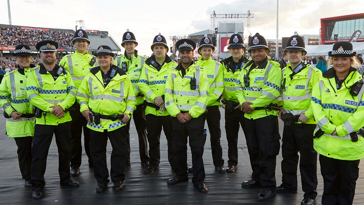 BBC Radio Manchester - Cops on the Front Line, "Police with a taser ...
