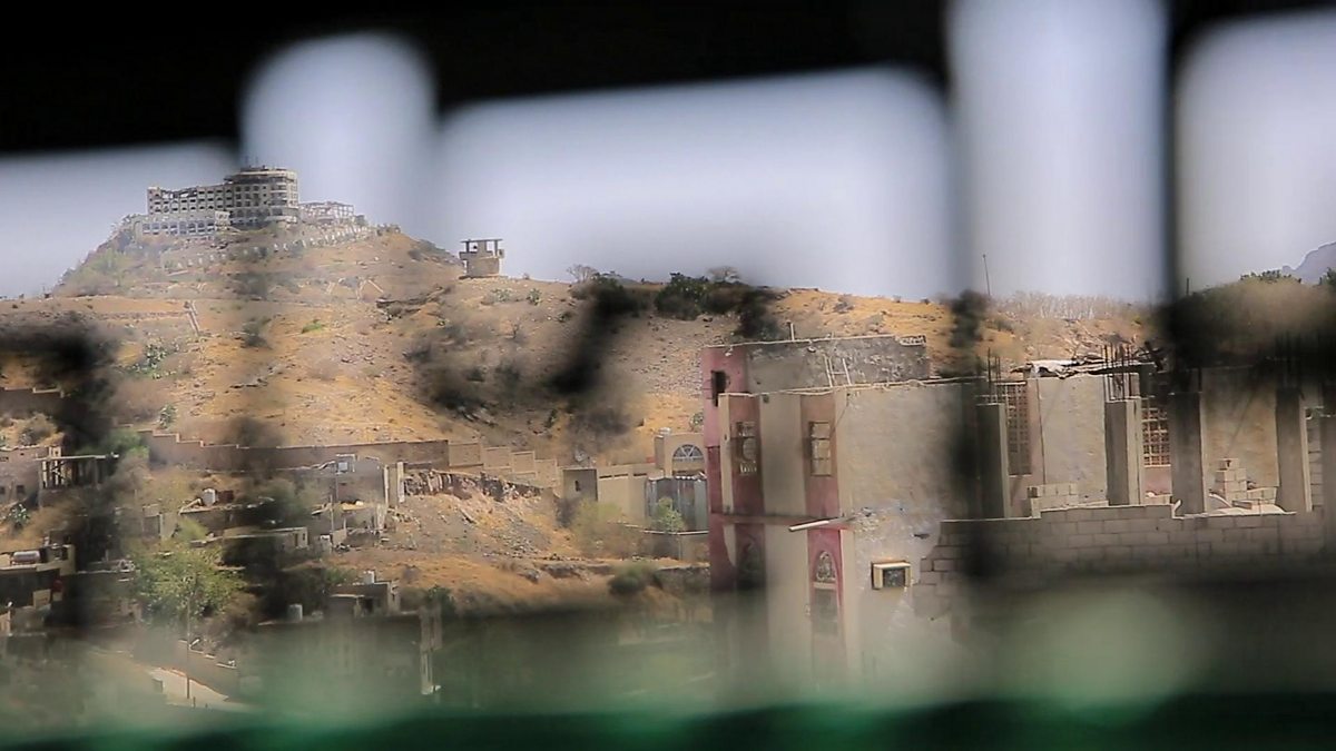 BBC News - BBC News at Ten, Inside Taiz: Yemen's forgotten city