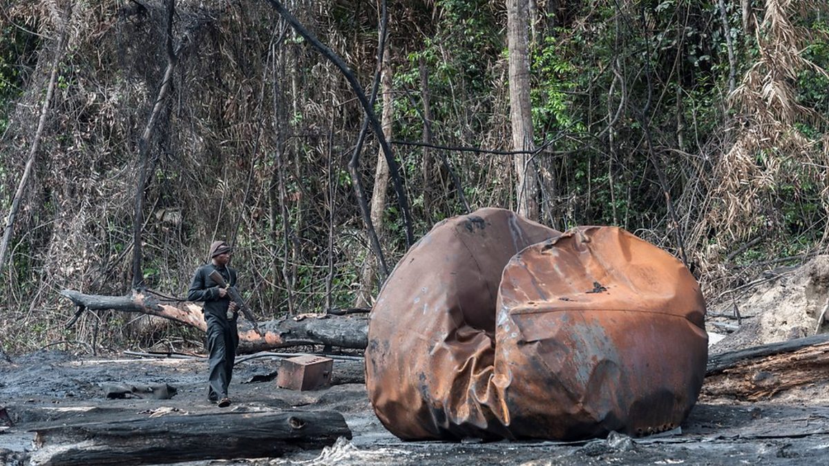 BBC World Service - Business Daily, Oil, guns and pollution