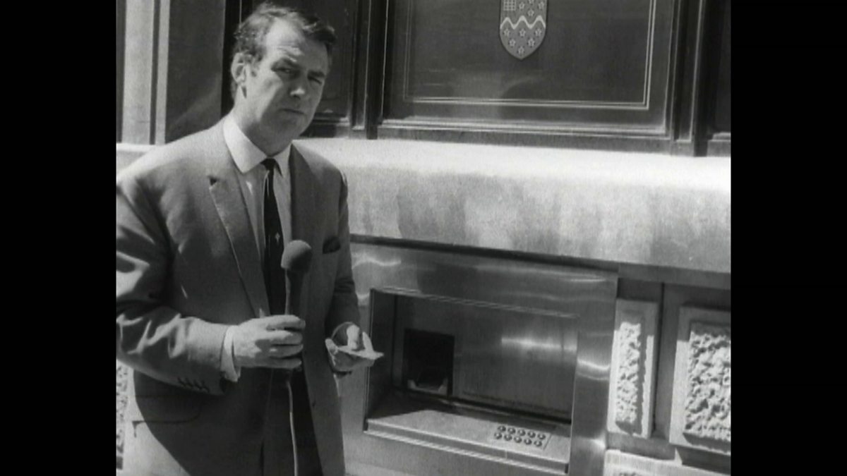 BBC One - Tudur's TV Flashback, Series 1, Technology, The first cash ...