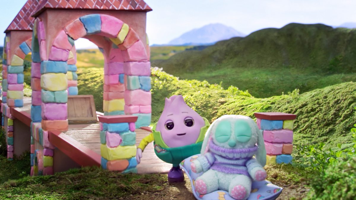 Moon and Me - Series 2: 6. Dibillo Visits the Bridge - BBC iPlayer