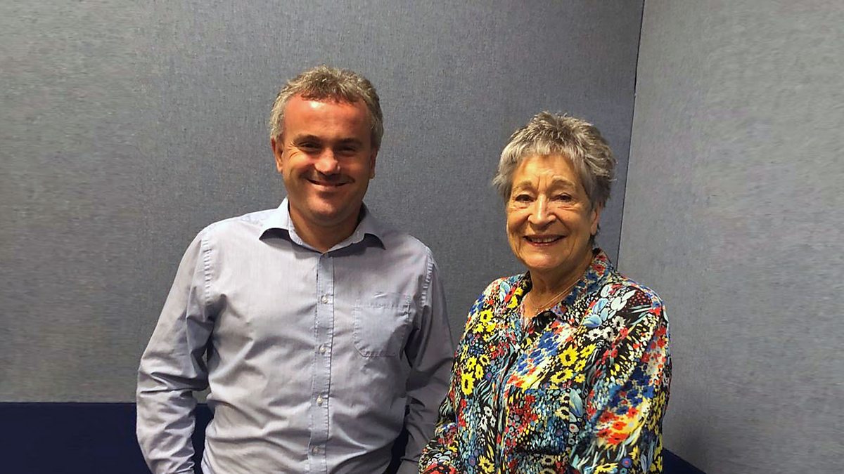 BBC Radio Cymru - Beti a'i Phobol, Dr Dylan Foster Evans