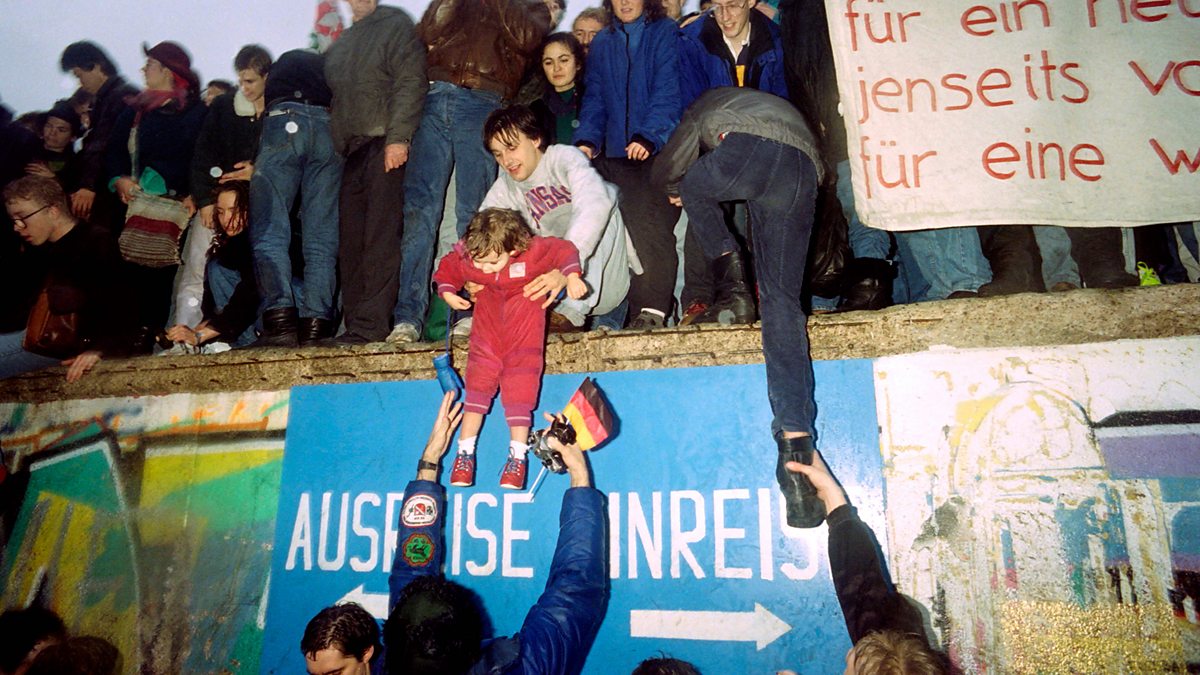 BBC World Service - The Compass, The Cold War Legacy