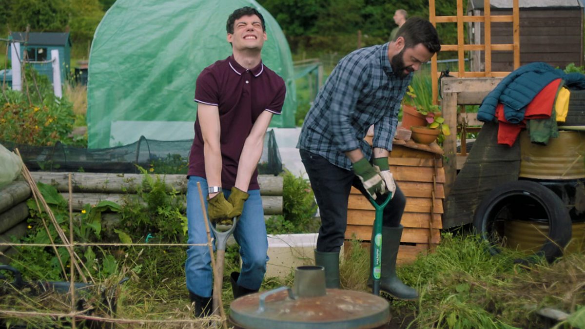 Molly and Mack - Series 2: 8. Mud Monster - BBC iPlayer