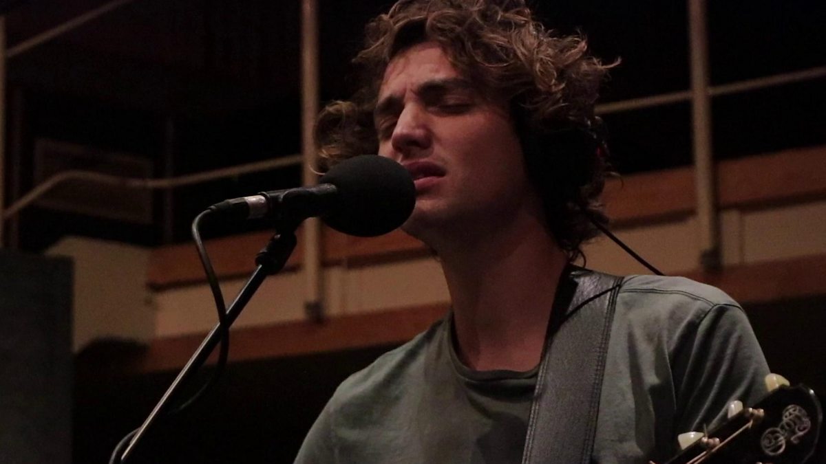 BBC Music - BBC Introducing, Shropshire, Dan Owen - Maida Vale sessions ...