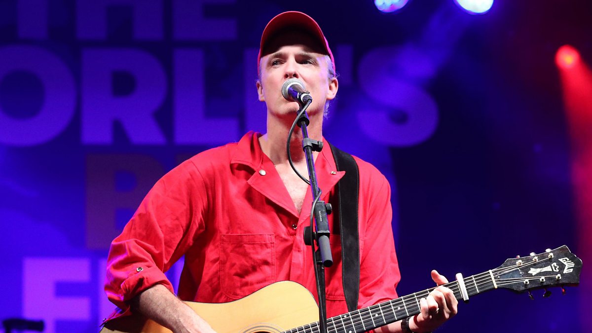 BBC Radio 5 Live - Laura Whitmore: Under the Spotlight, Travis frontman ...