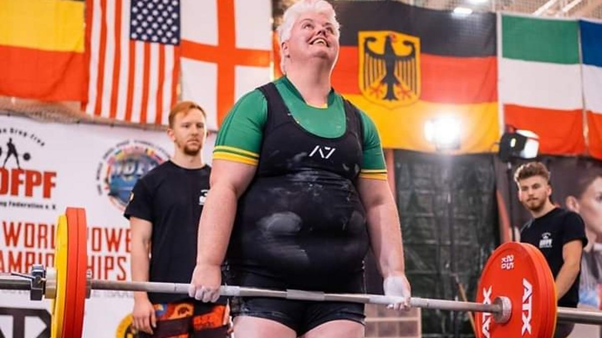 BBC Radio Ulster - Saturday with John Toal, 11/01/2020, Lisa Bell ...