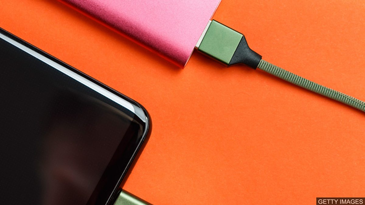 BBC - BBC Learning English, BBC Q&A “你问我答”: 多义词 “charge” 的四个用法