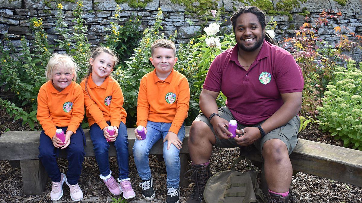 CBeebies - Let's Go for a Walk, Series 1, Canal Boats and Bubbles Walk