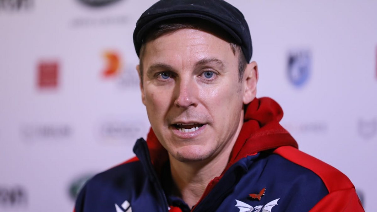 BBC Radio Wales - Scrum V, S3 E38: Scarlets' Brad Mooar on the coronavirus