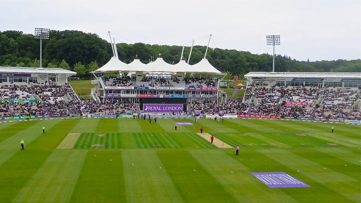 BBC Radio Solent - Solent Sport Special, Going back in time in the ...