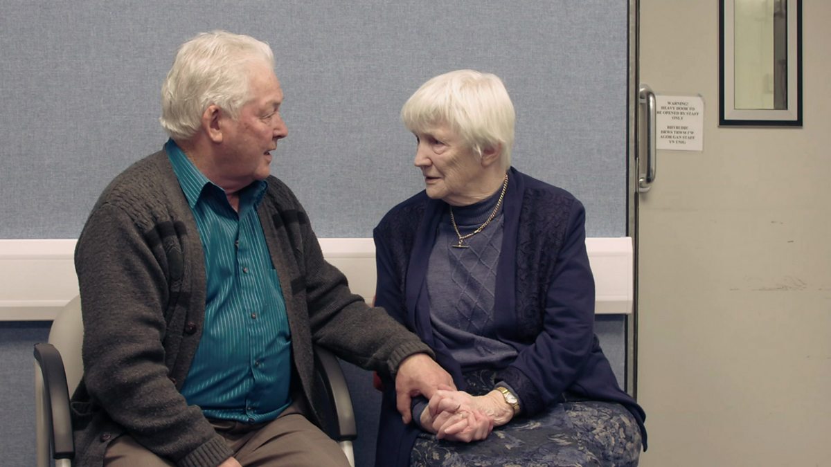 S4C - 24 Awr, Ann Edwards