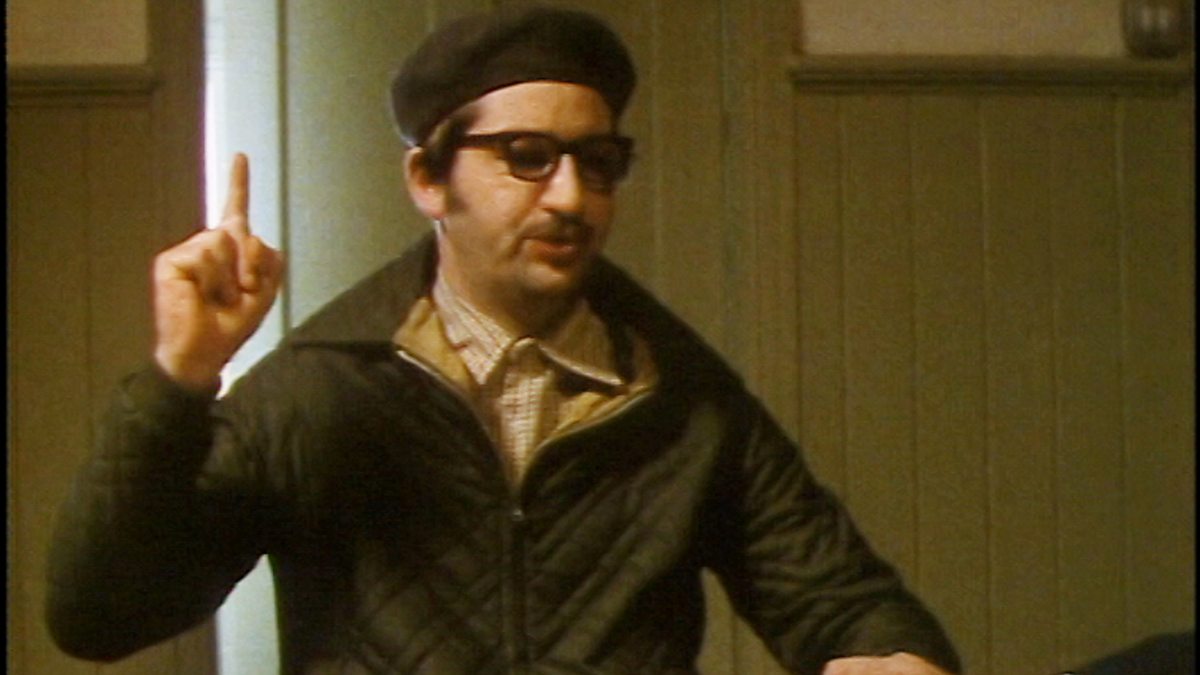 S4C - C'Mon Midffild, Cyfres 1, Seren Ddisglair