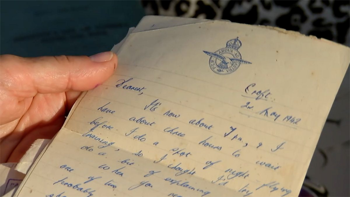 BBC One - Antiques Roadshow, Series 42, VE Day Special, Teddy's Letter