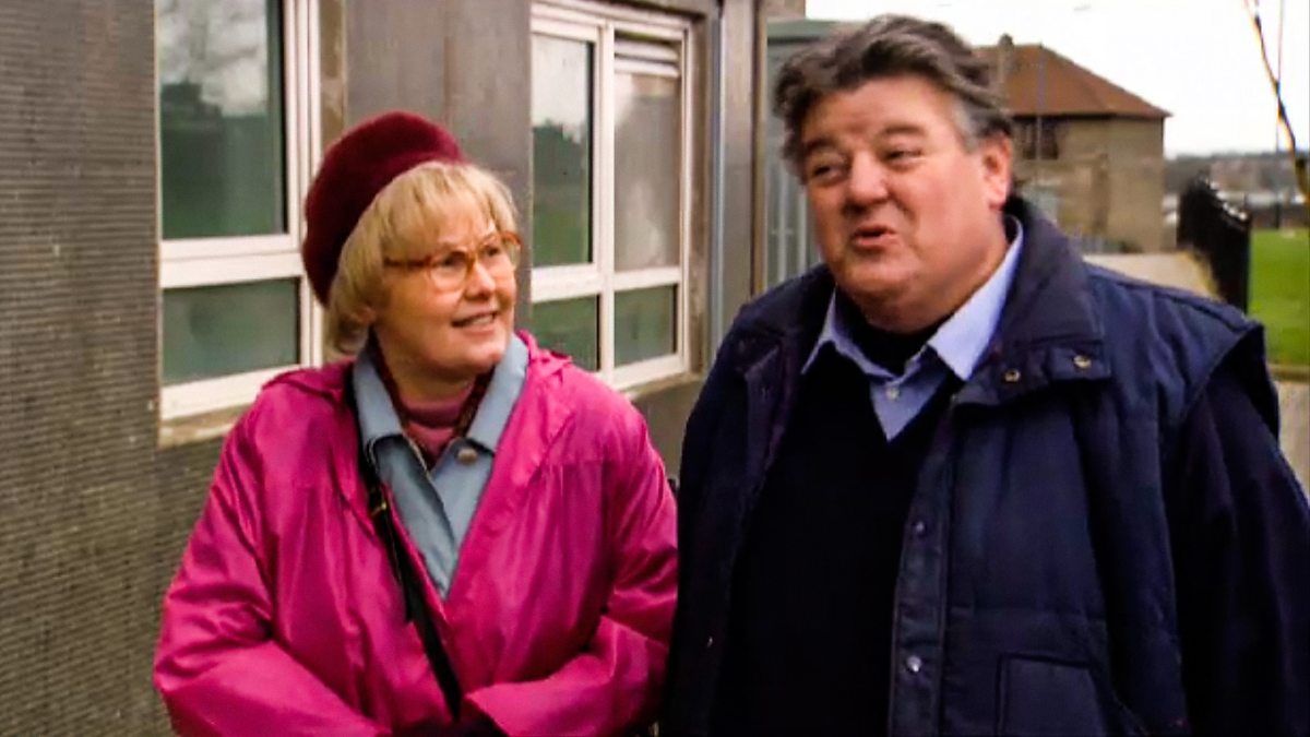 BBC One - Still Game, Series 4, Dial-a-Bus