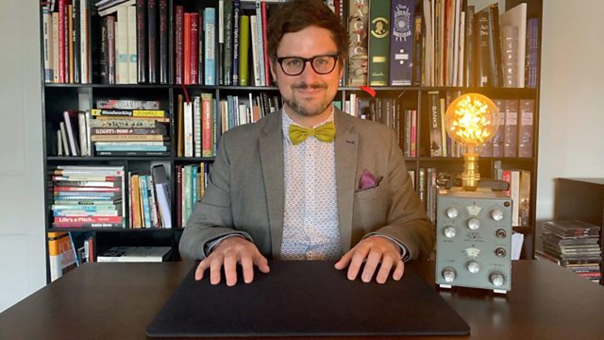 BBC Scotland - Learn at BBC Scotland, Science with Kevin Quantum