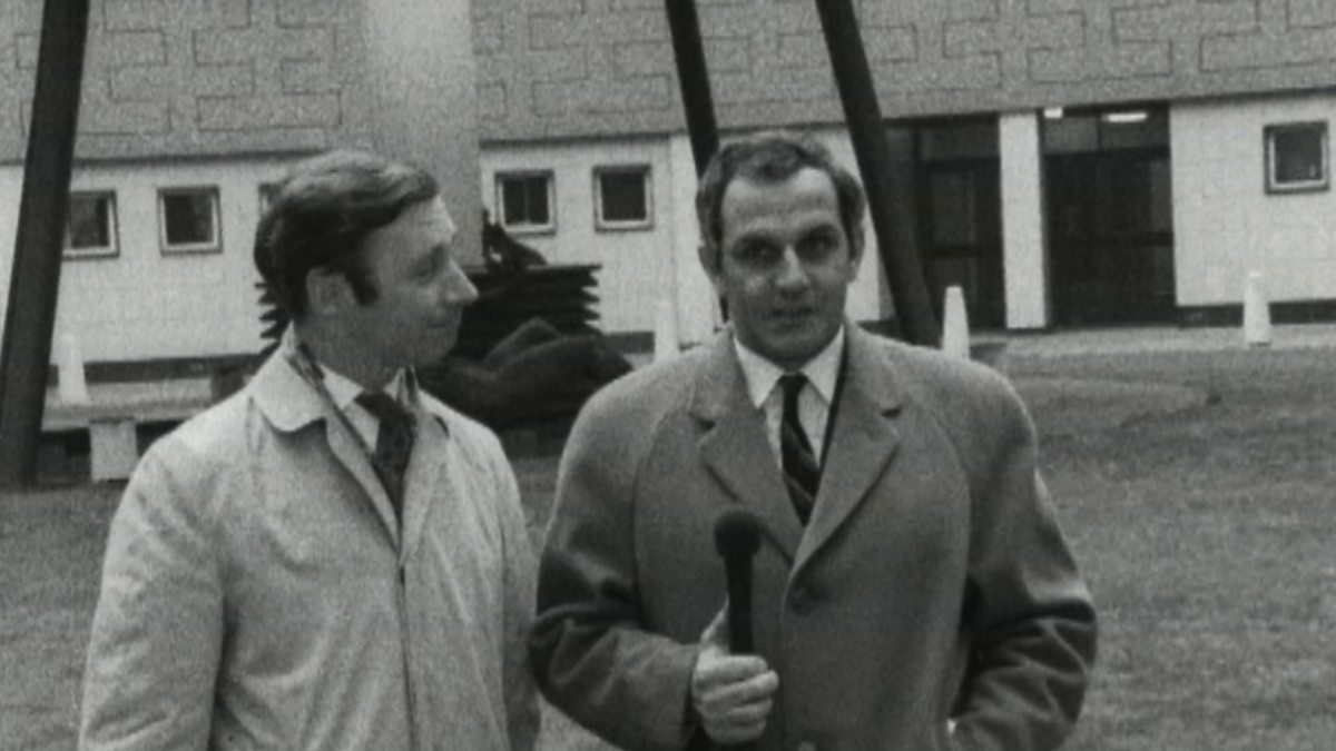 BBC One - Tudur's TV Flashback, Series 2, Adventure, Commuter Challenge