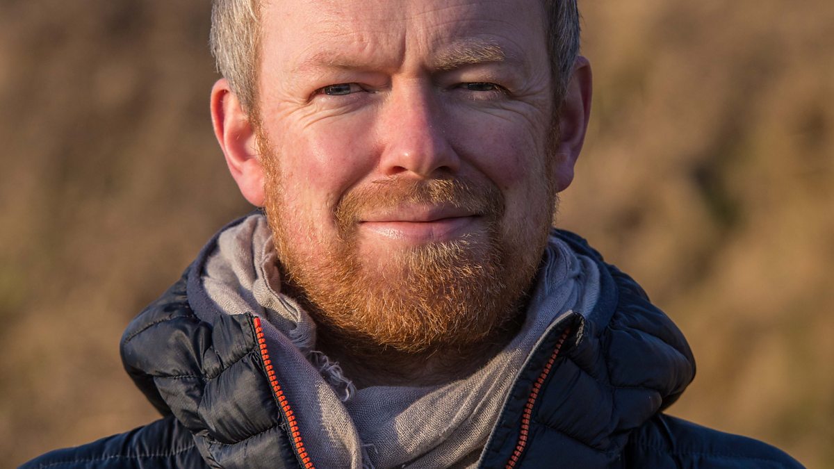BBC Radio Scotland - Scotland Outdoors, Wildlife cameraman Raymond ...