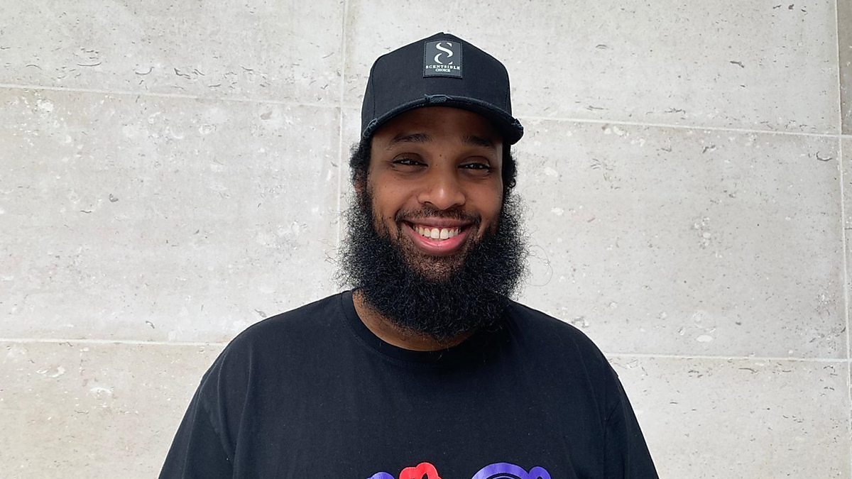 BBC Radio 2 - What Makes Us Human, Mahamed Hashi: What Makes Us Human