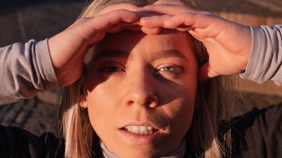 BBC Radio Newcastle - BBC Music Introducing in the North East, Lizzie ...