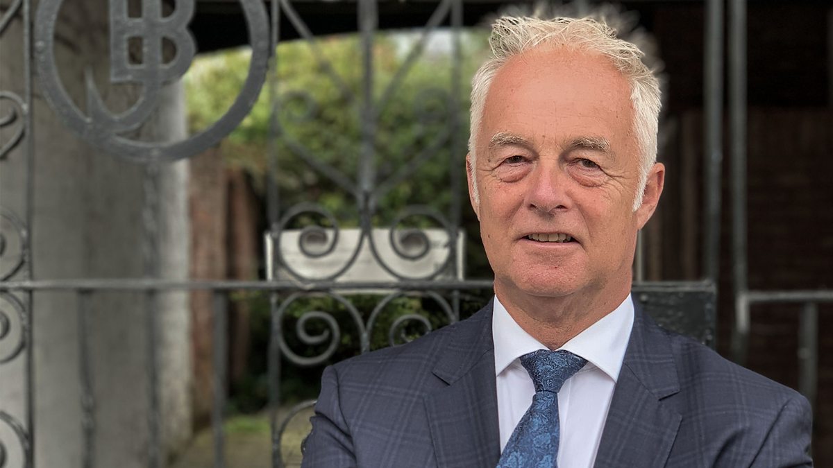 BBC One - The Moment of Proof, Series 1, The Fake Pilot's Licence