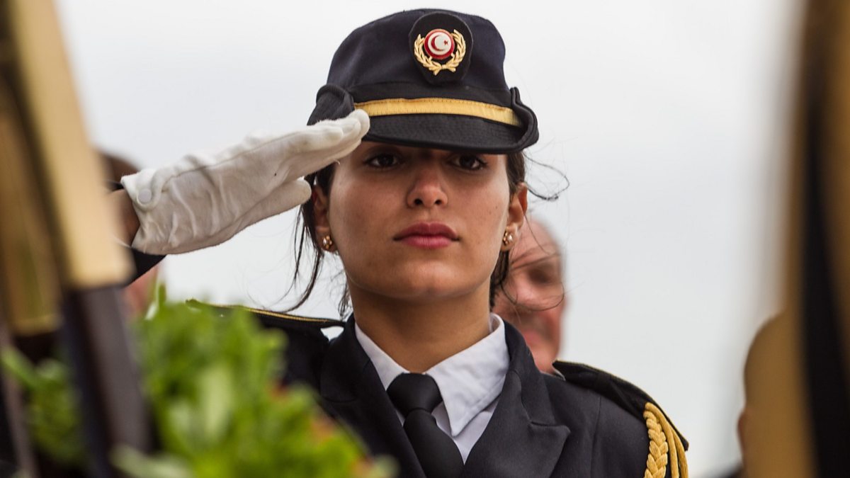 BBC World Service - Newsday, Tunisia considers conscripting women