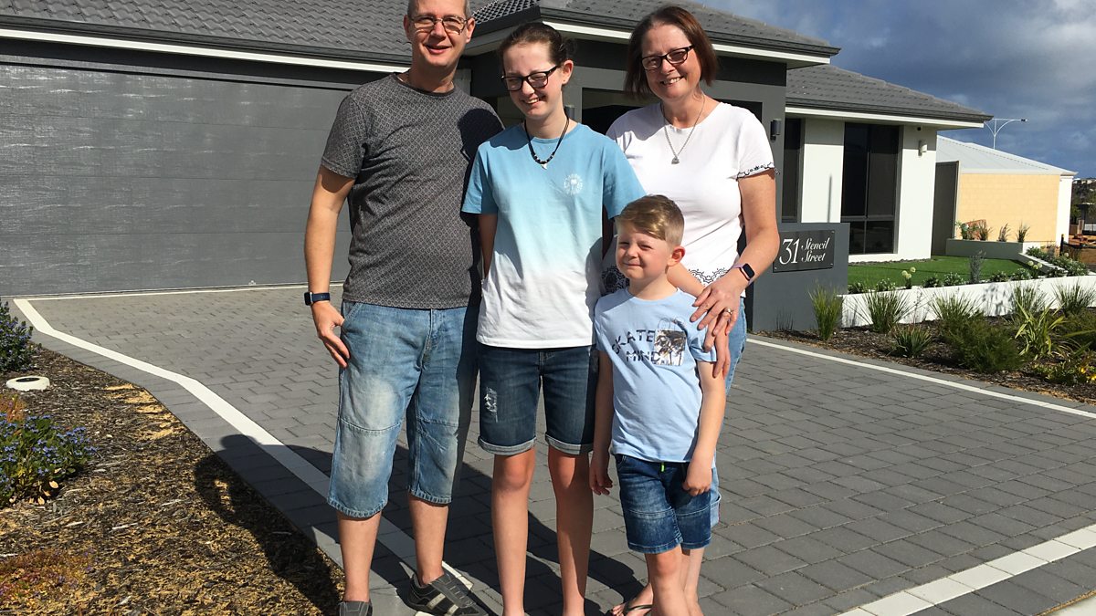 BBC One - Wanted Down Under Revisited, Series 15, Episode 18, The Hargreaves Family