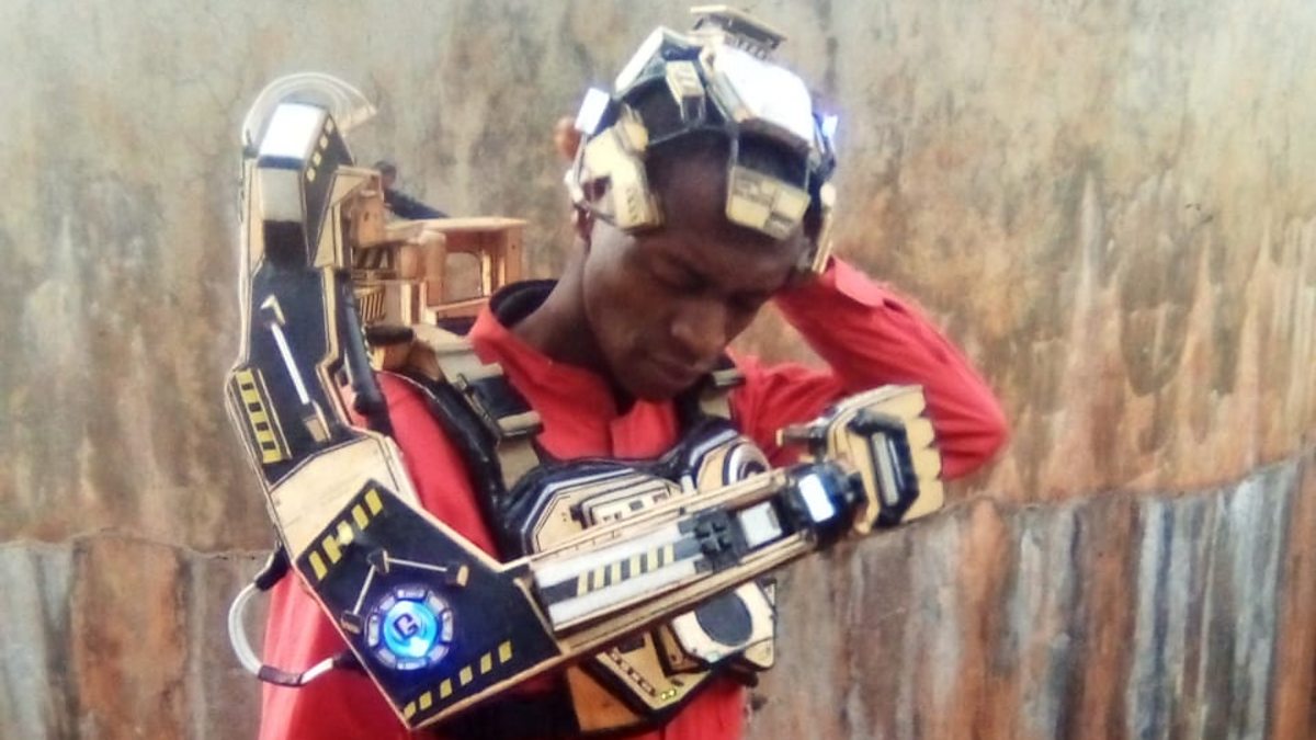BBC World Service - Newsday, Young Kenyans create robotic arm