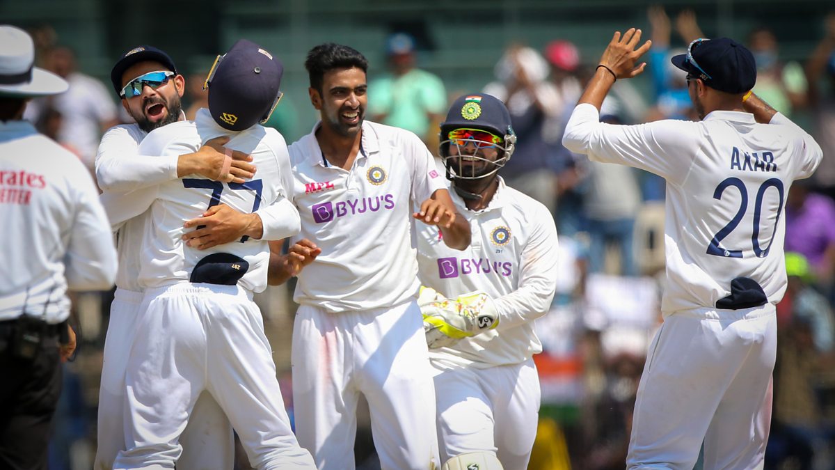 BBC Radio 5 Live - Test Match Special, 15 wickets fall on day two in ...