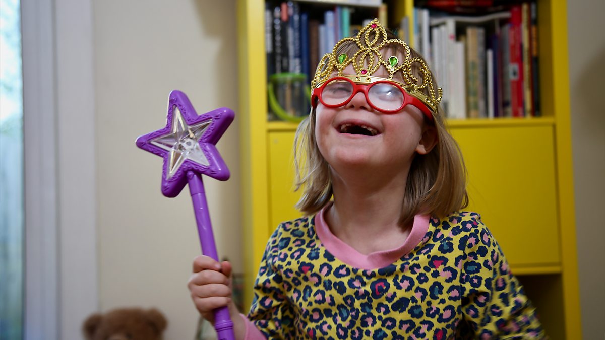 Our Family - Series 5: 7. Queen Audrey Goes to the Beach - BBC iPlayer