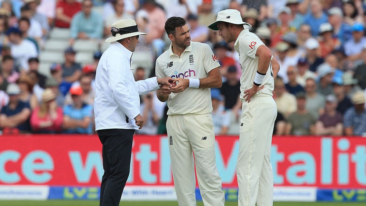 BBC World Service - Stumped, Should soft signals be scrapped?