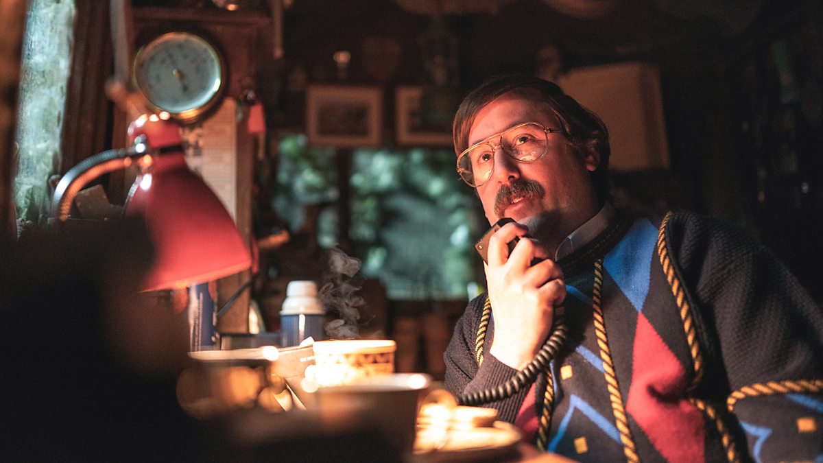 Ghosts - Series 3: 5. Something to Share? - BBC iPlayer