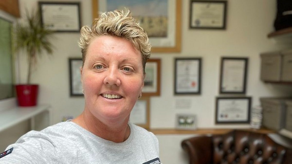 BBC Radio Cornwall - James Churchfield, Naomi Kennedy sits in 23/08 ...