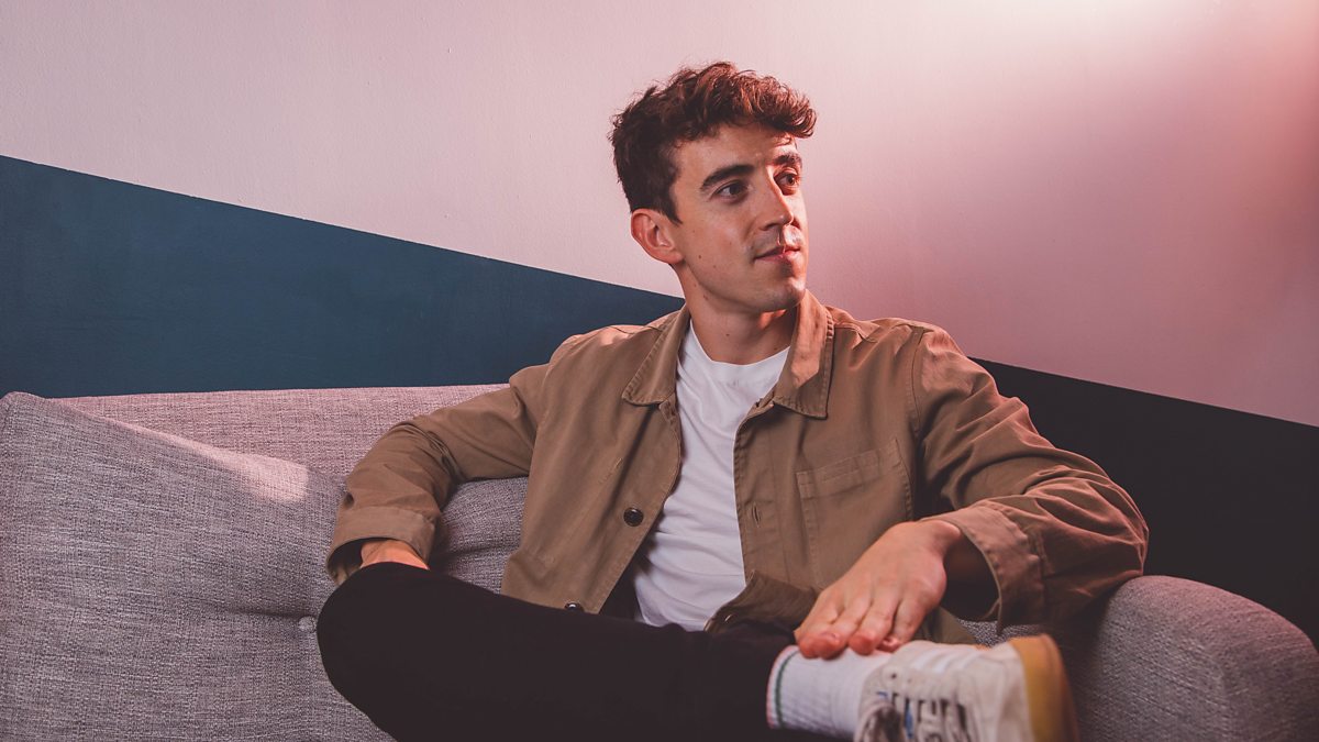 BBC Radio Cymru - Huw Stephens, Ifan Davies yn cyflwyno